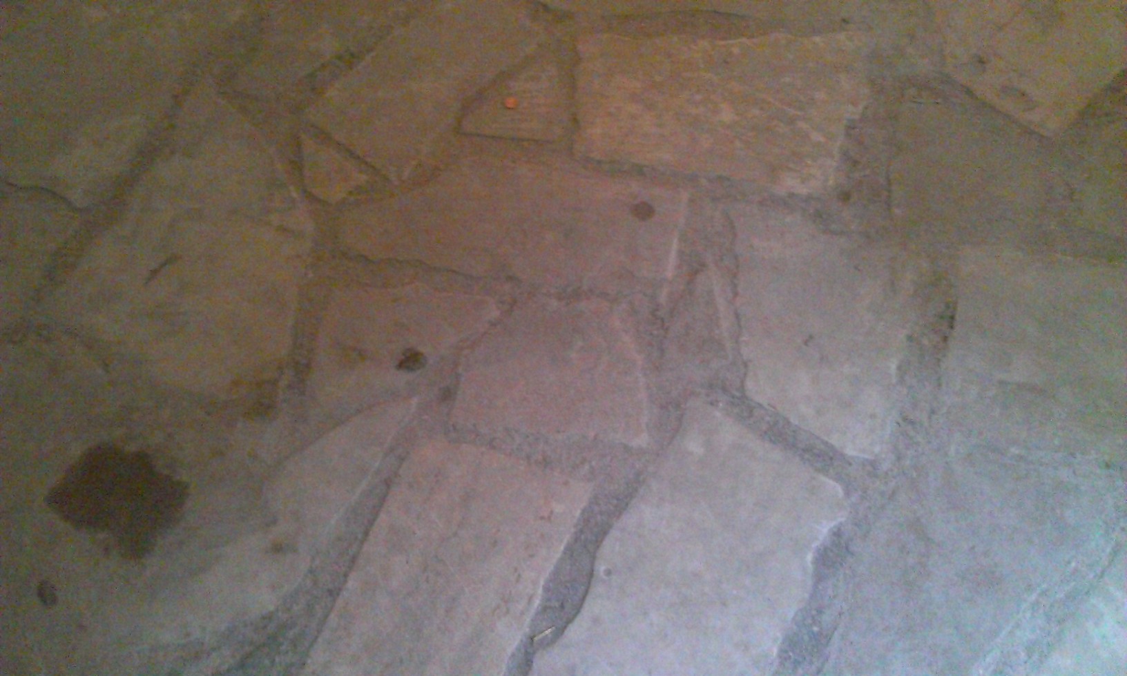 Rénover un sol en pierre naturelle?